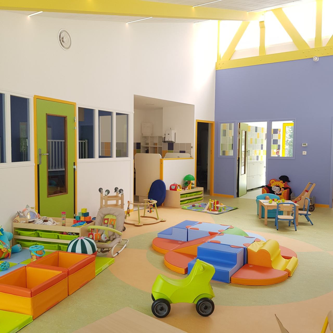 Micro-crèche Crespières : Micro Lilas - Crespières | Partenaire Babilou